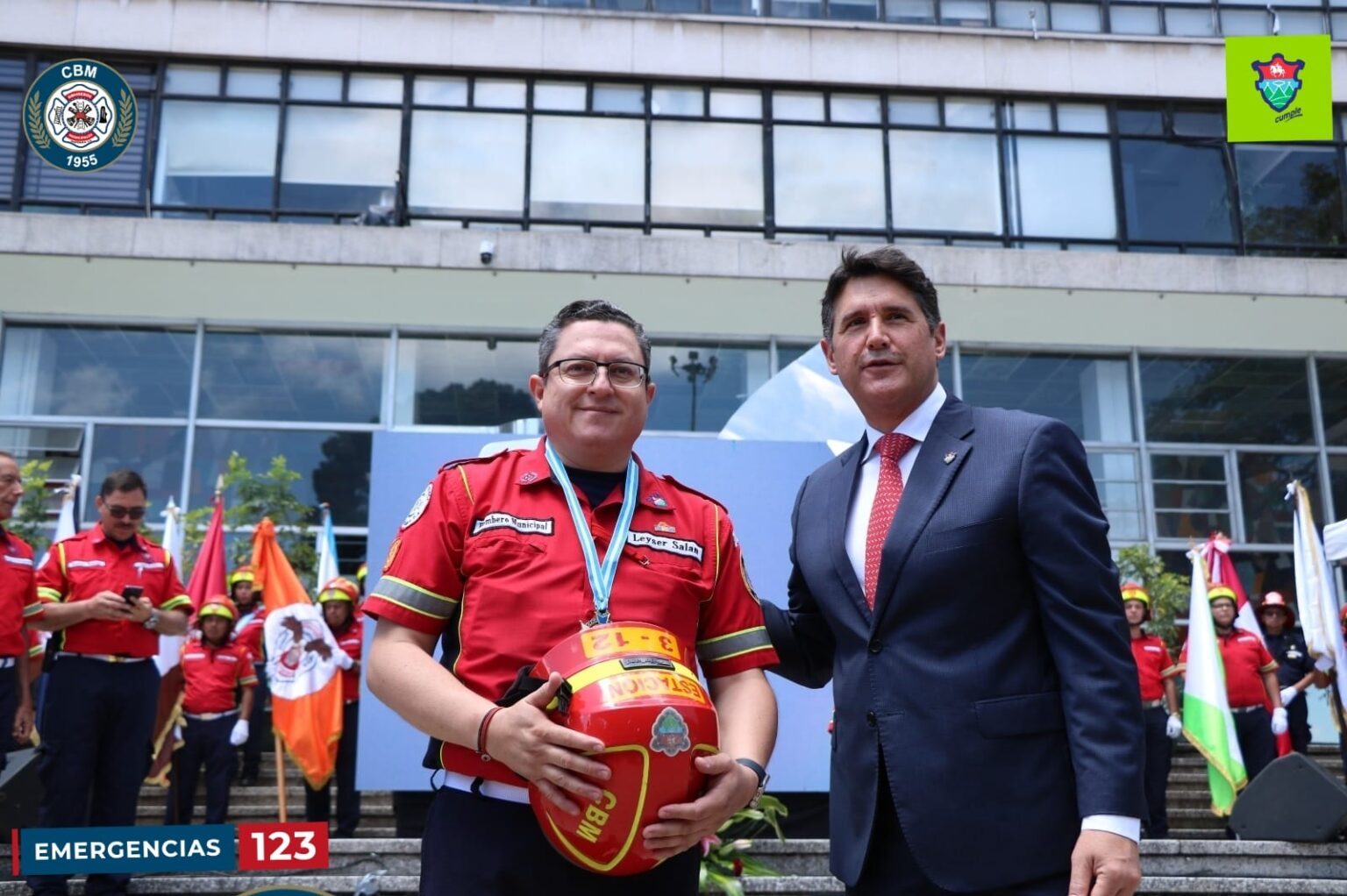 Desfile por 68 Aniversario del Cuerpo de Bomberos Municipales ...